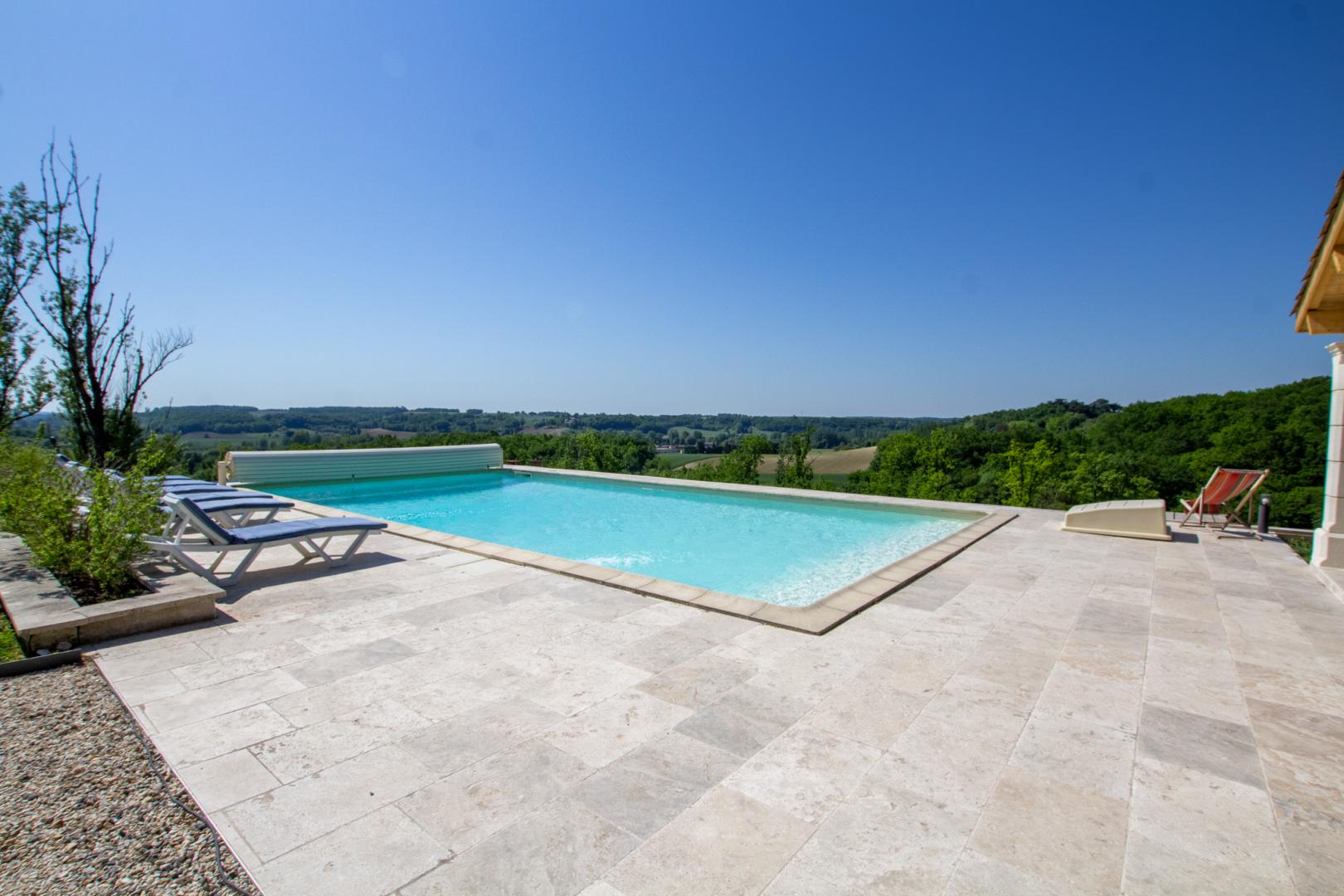 Locations de vacances avec piscine privée : Gîtes de France Dordogne ...